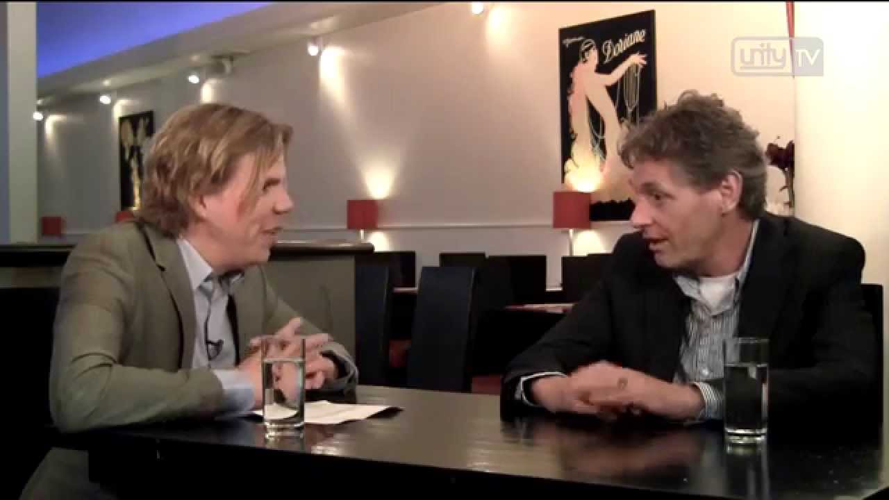 Aan tafel met Leendert 29 mei 2015 - YouTube