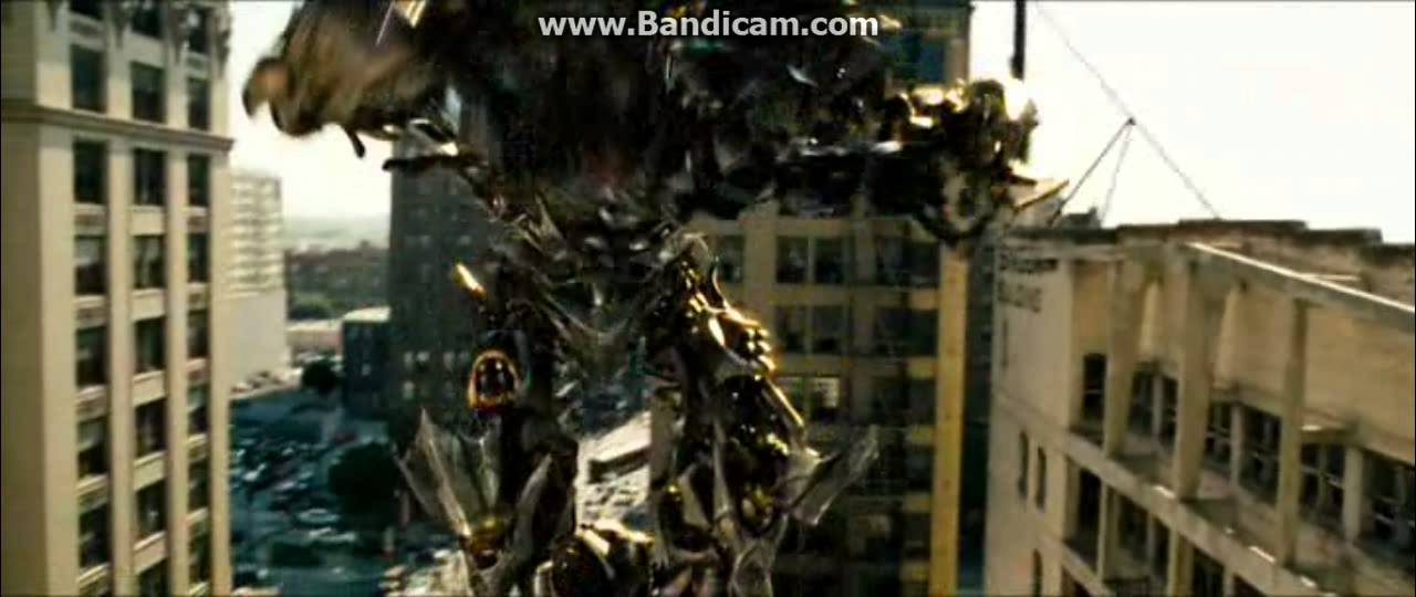 Jazz vs Megatron - YouTube