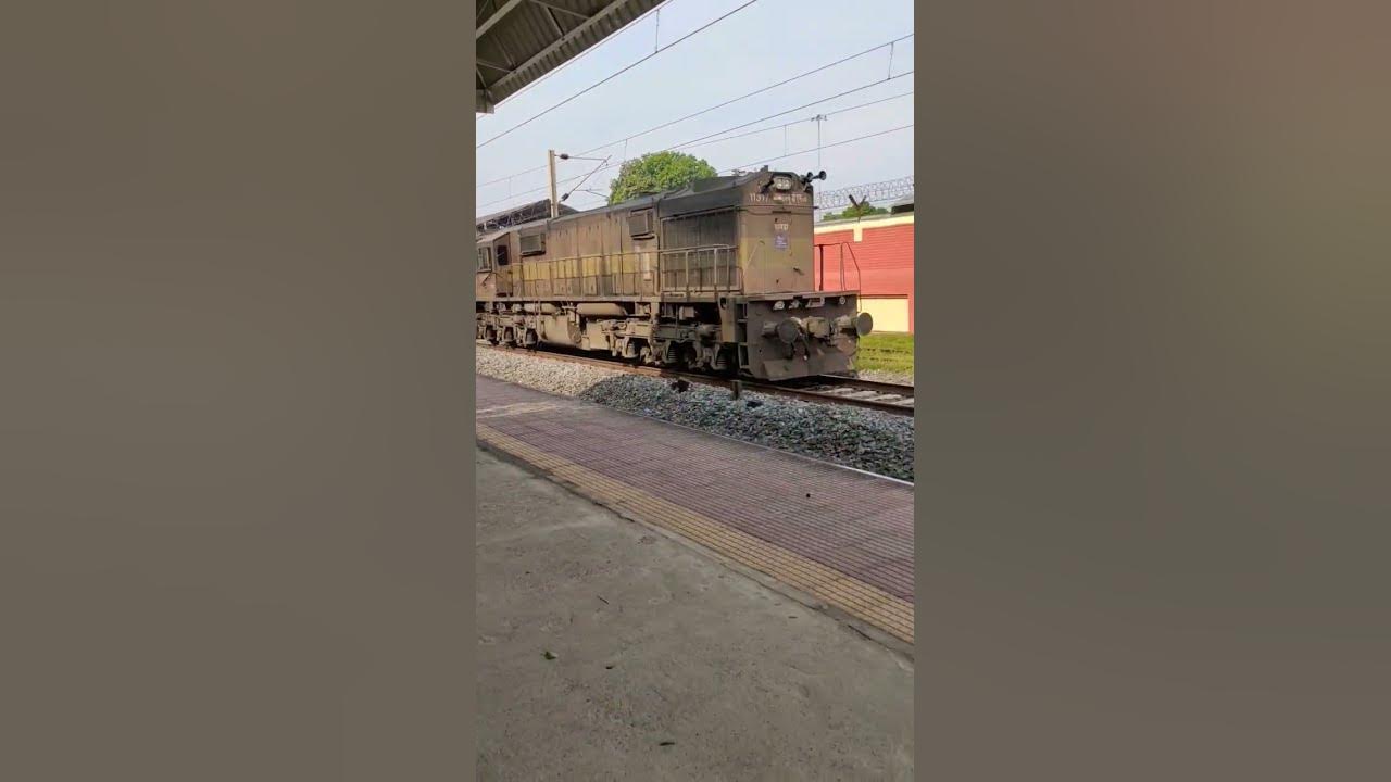 wdm3d HWH old alco engine #railfans #railway - YouTube