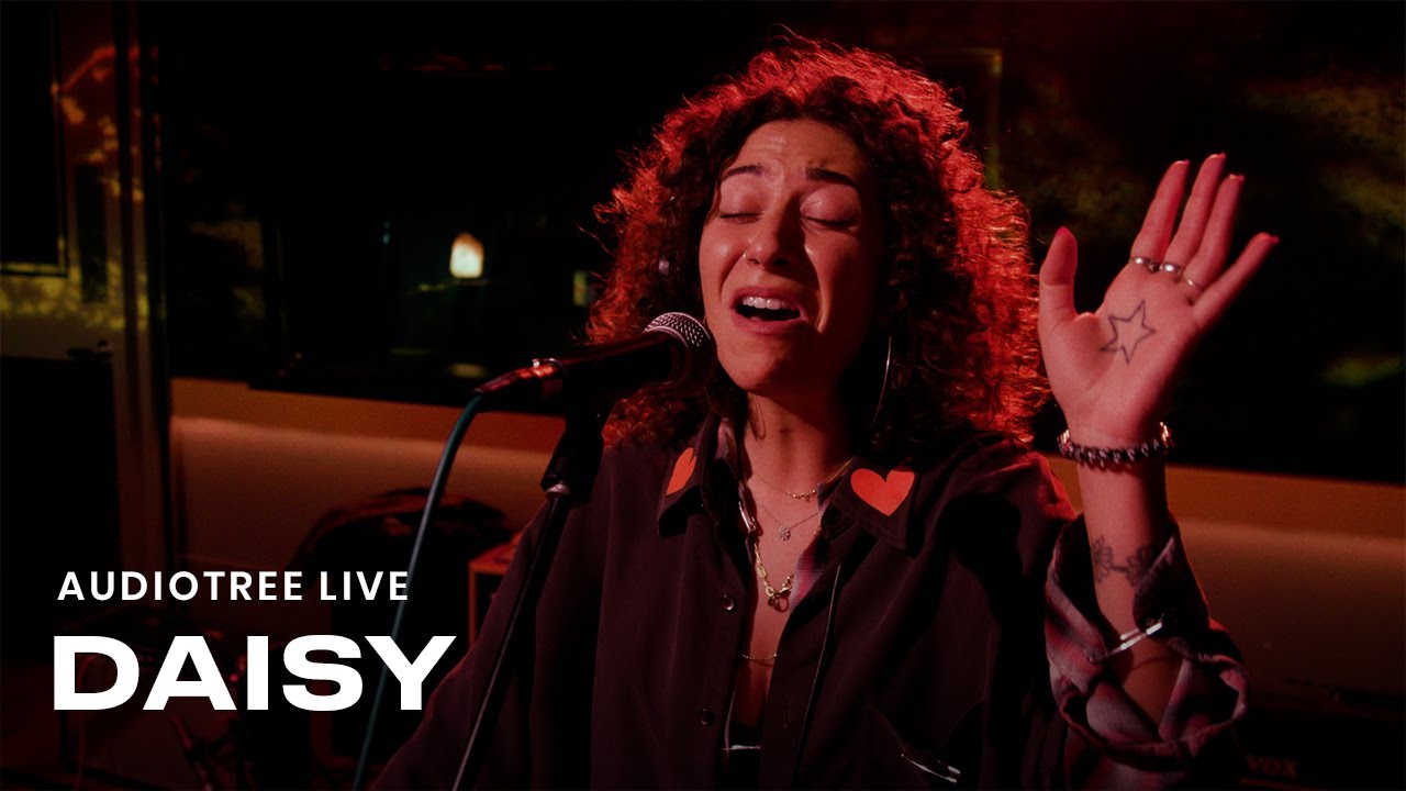 DAISY - DAYDREAMING | Audiotree Live - YouTube