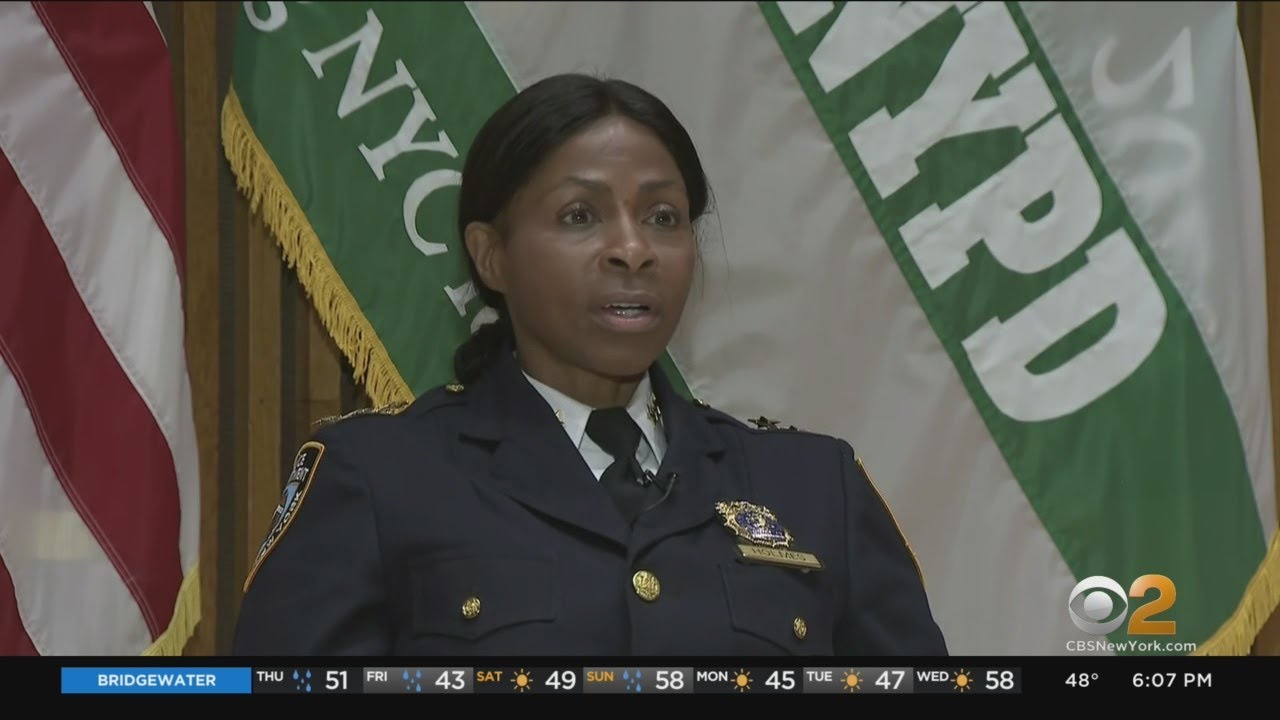 Juanita Holmes Named NYPD's First Female Chief Of Patrol - YouTube