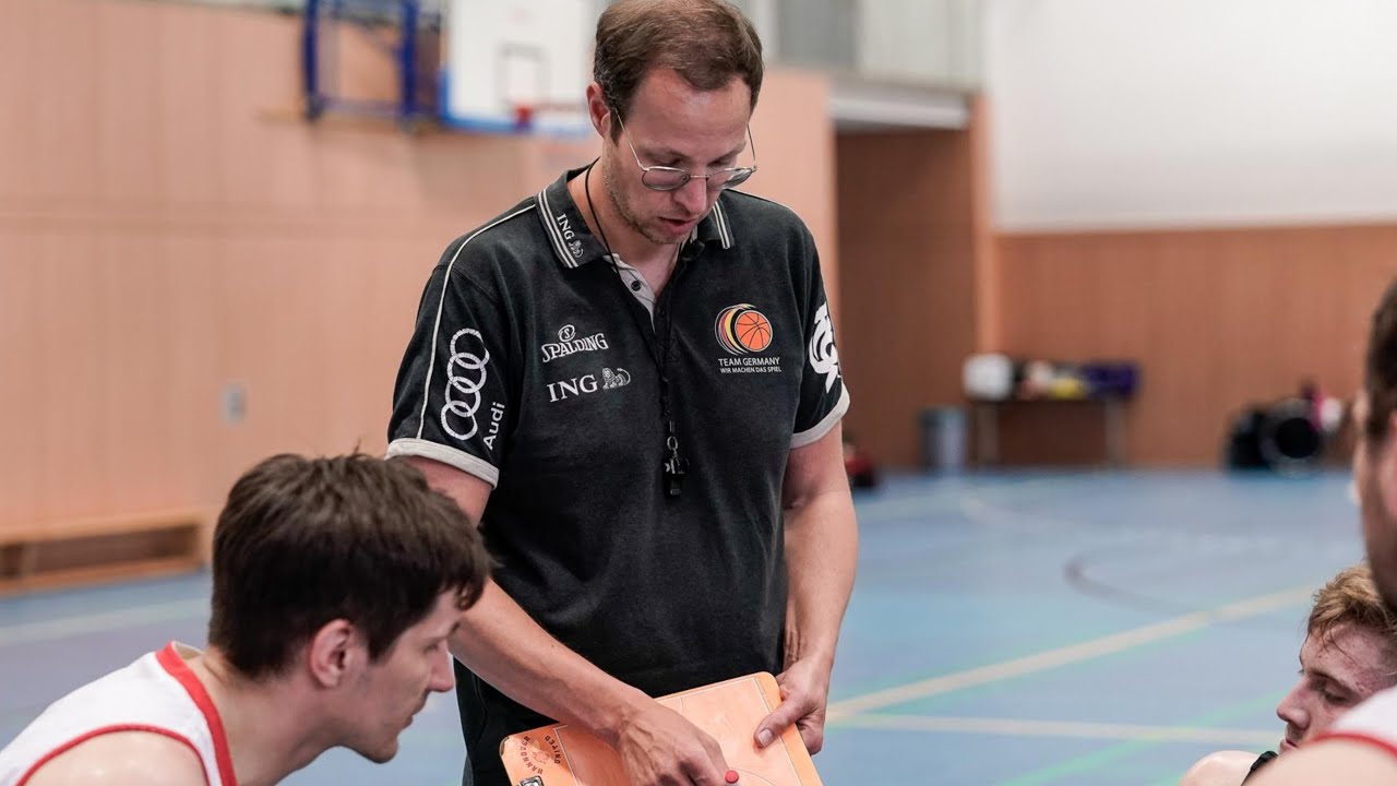 Interview | Martin Kluck | Rollt.TV - YouTube