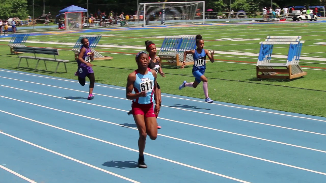 Don't blink. Avery Lewis snatches pure gold in 100 meters - YouTube
