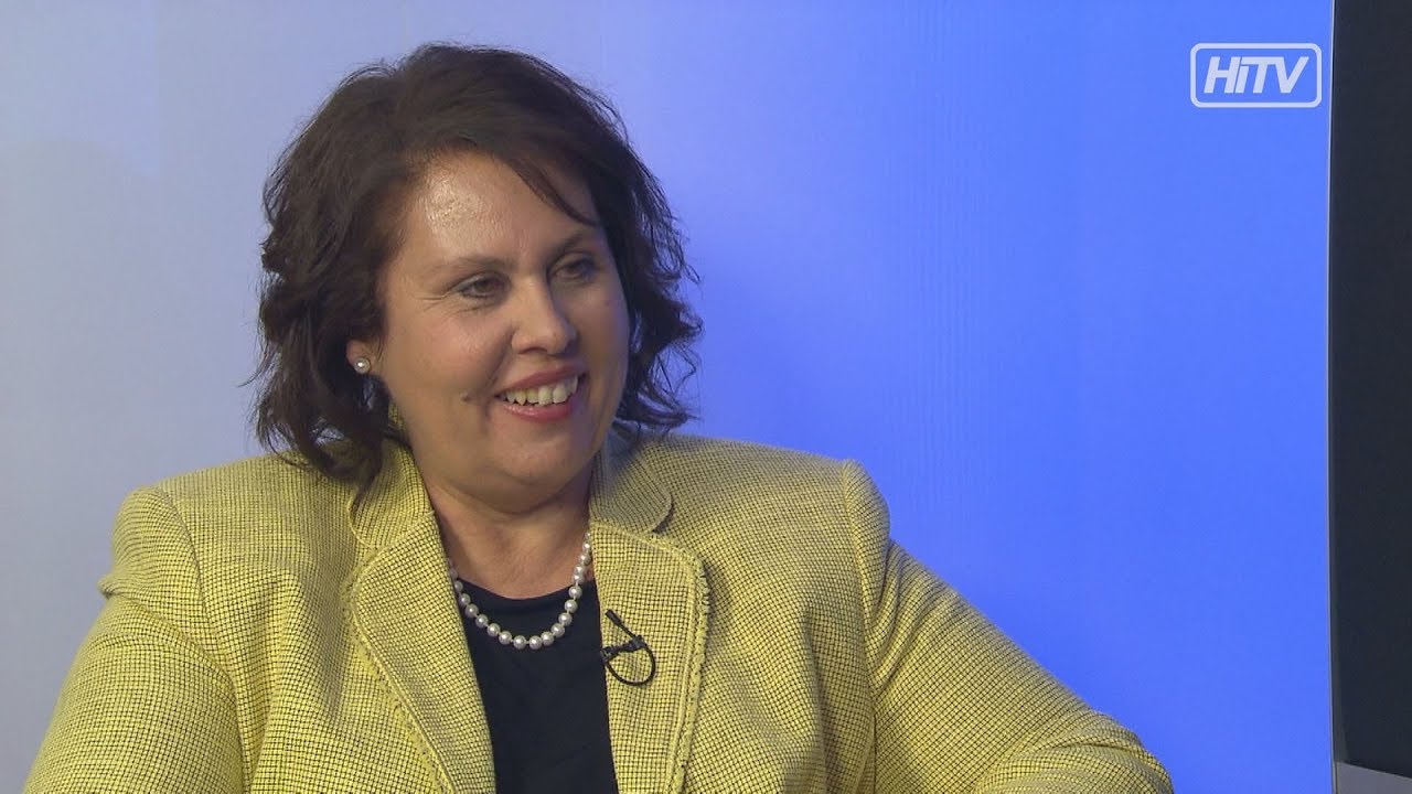 Susanne Leitner-Böchzelt im Close Up - YouTube
