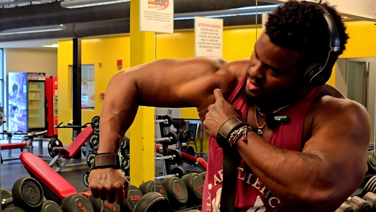 Bulking 101: The Ultimate Guide - DAY199 SHOULDER DAY - YouTube