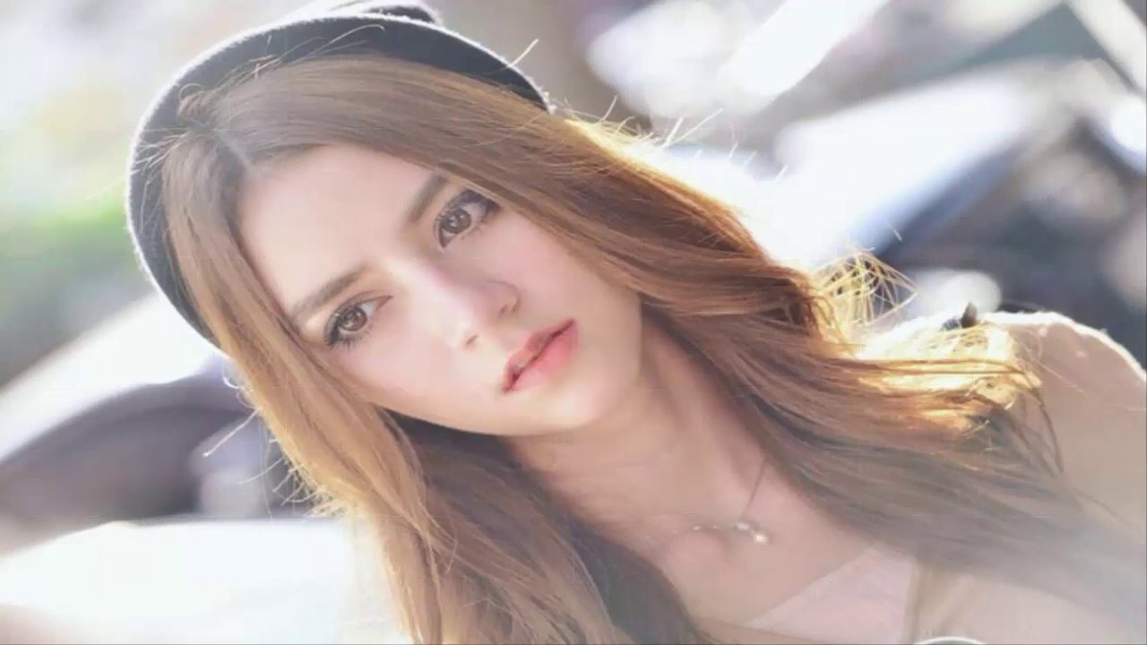 HOT GIRL // Kanyarat Kattiya (1997) - YouTube