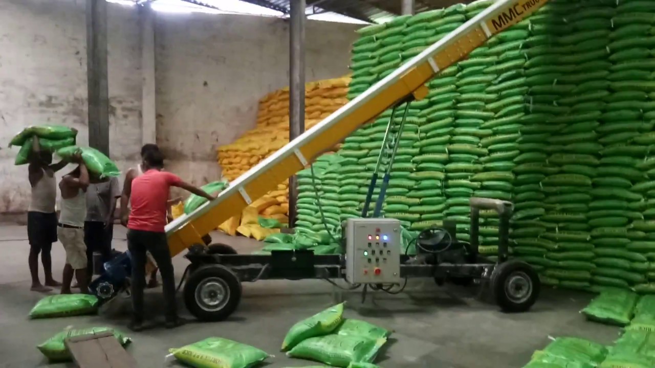 MMC Truck Loading conveyor 8P Extended - YouTube