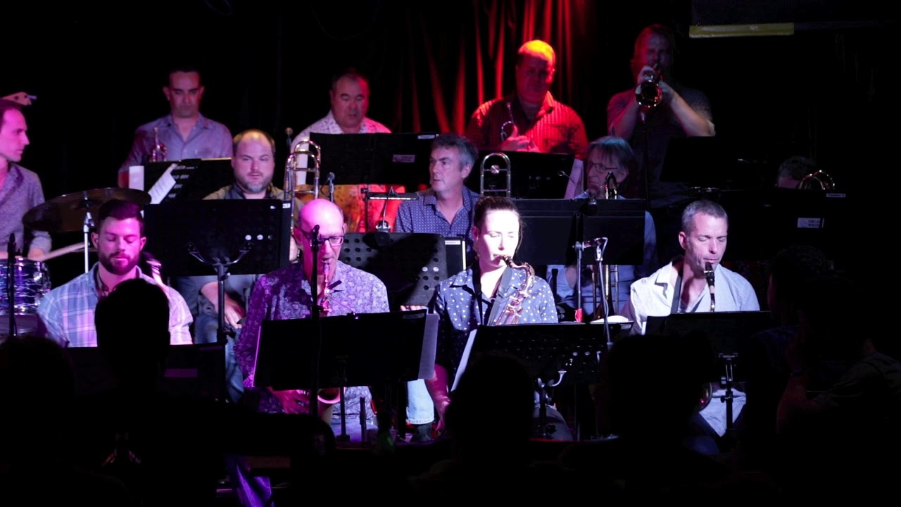 Sydney Jazz Orchestra - Jingle Bells- Arranged By Mike Crotty - YouTube
