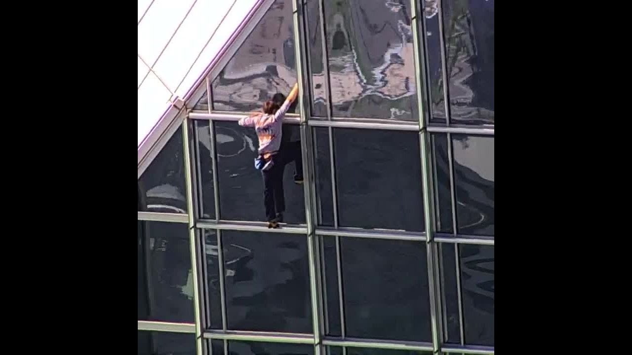 WATCH: Timelapse video shows climber scaling Devon Tower - YouTube