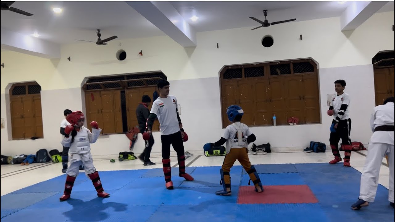Karate Fight Training | Boy Vs Girl | KungFu training | Aryan Karate ...
