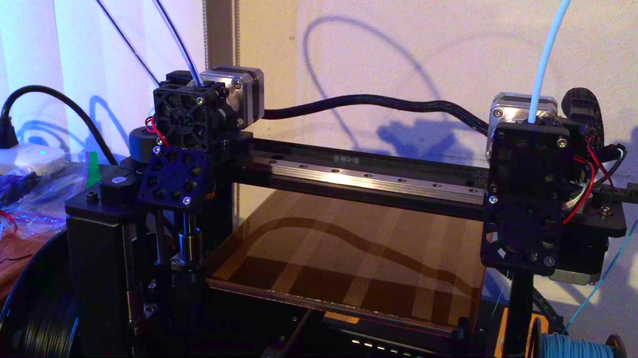 Makergear M2 Twin/Dual Extruder IDEX - YouTube