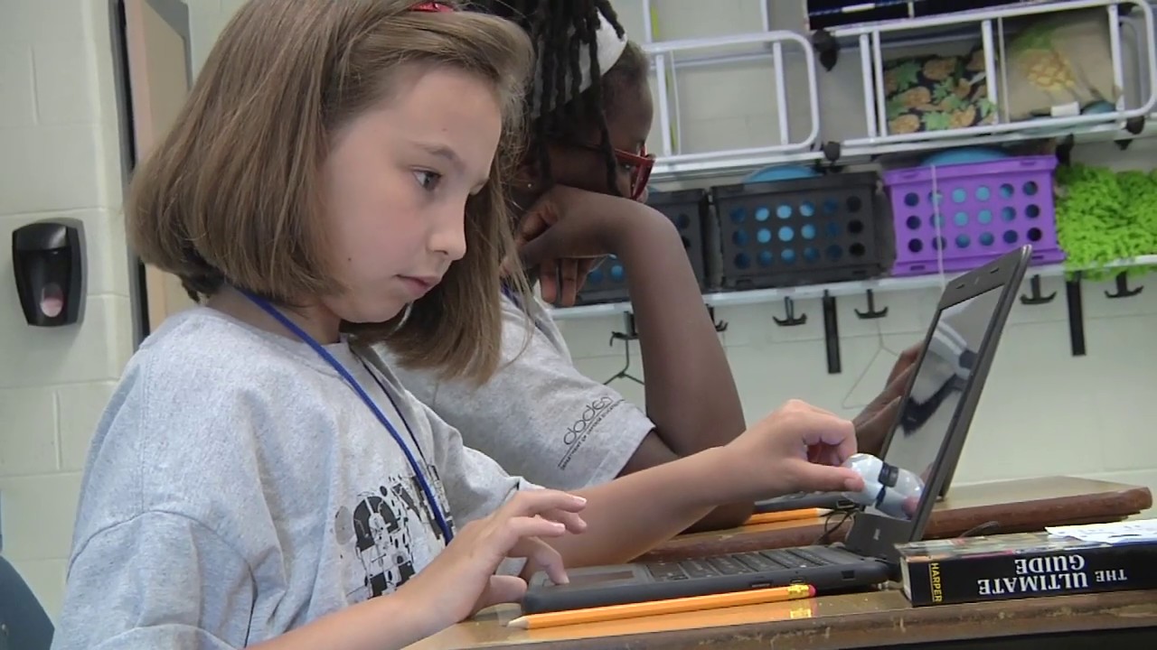 School View #125: CyberSTEAM Camp - YouTube