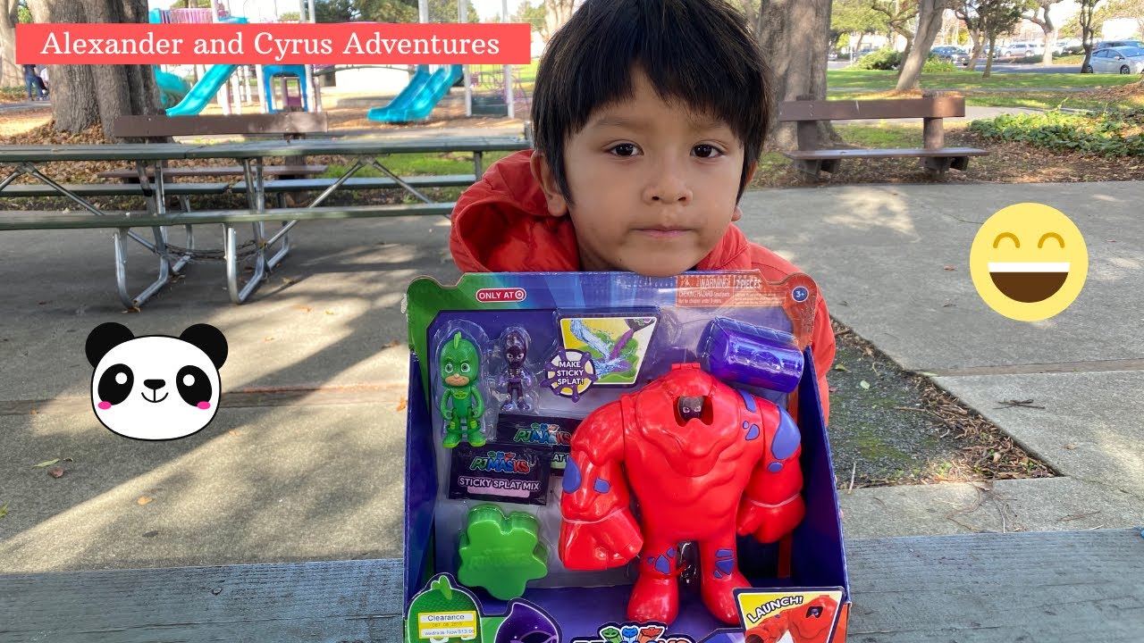 Alexander playing with pj masks splat monster night ninja Gekko - YouTube