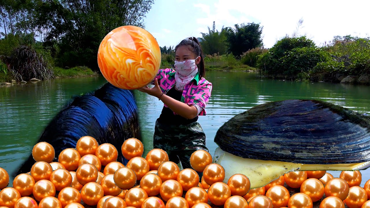 😱🎁Lucky! The girl pried open the giant clam and obtained the largest ...