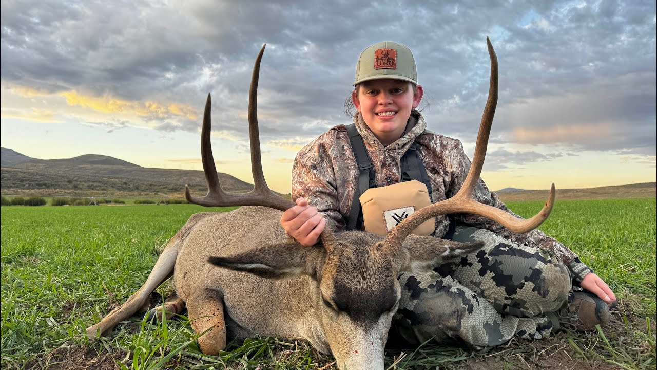 My first buck! - YouTube