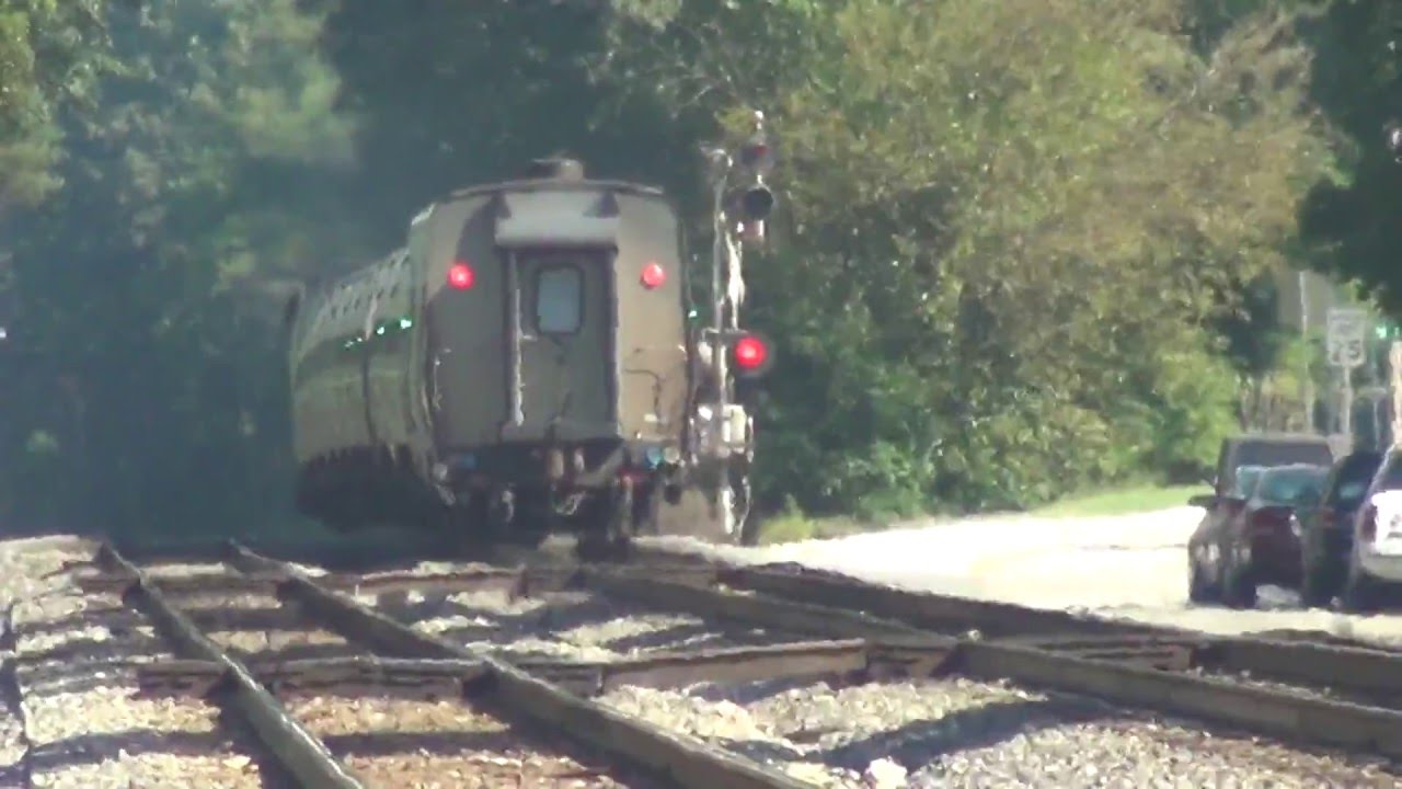 Amtrak Northeast Regional #96 arriving and departing Ashland, VA - YouTube