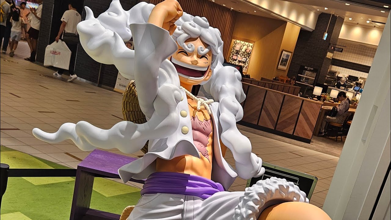 "Journey to Tokyo's Amazing One Piece Store: A Treasure for Fans ...