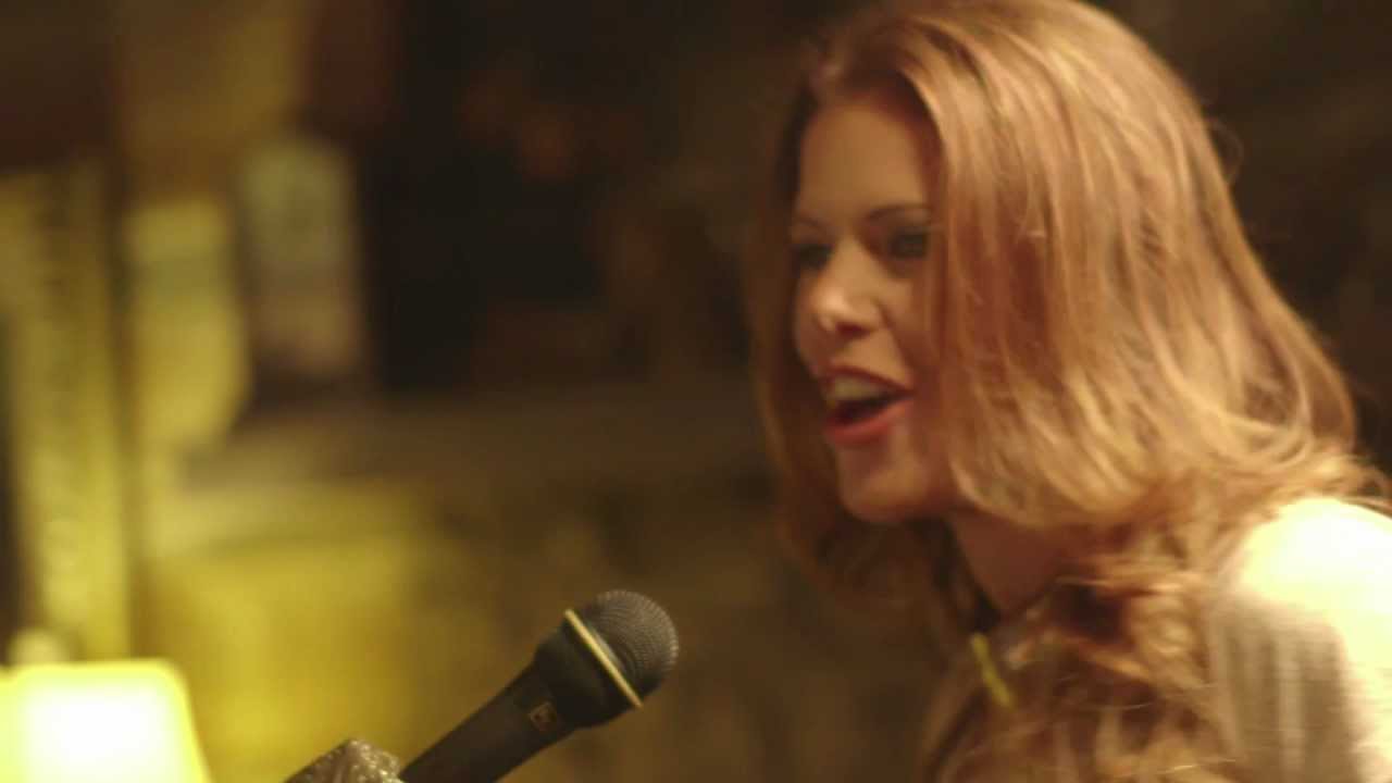 Tori Darke - Cut Me Loose (Official Music Video) - YouTube