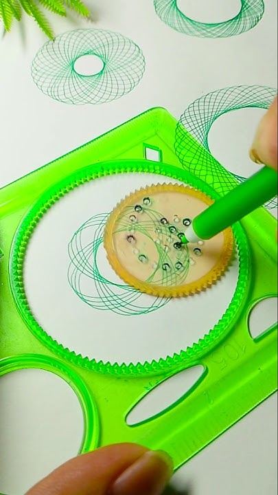 Spirograph drawing #spirograph - YouTube