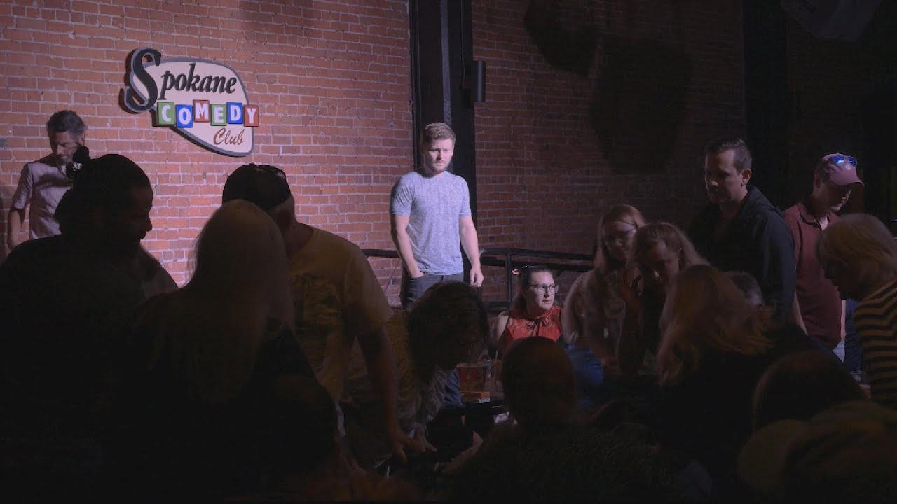 Nurses In Audience Save Man Suffering Heart Attack During Comedy Show ...