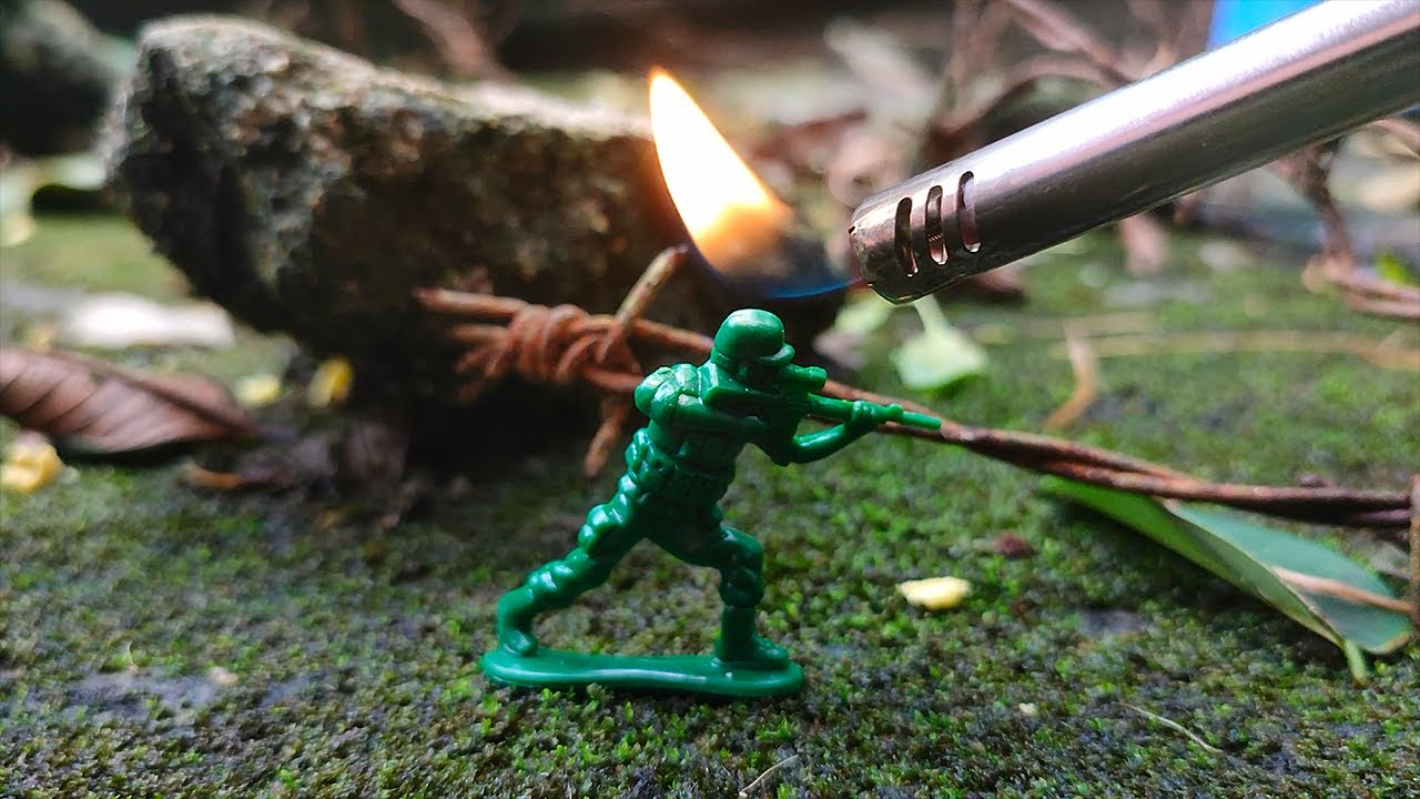 Toy Plastic Soldier Melting 🔥🔥🔥 | Satisfying | Fire! Fire! #87 - YouTube