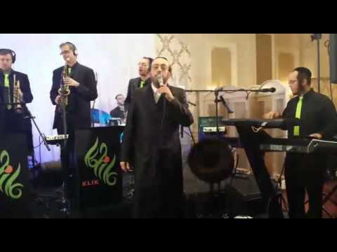 Arele Samet sings Zechor Ahavas Kedumim - YouTube