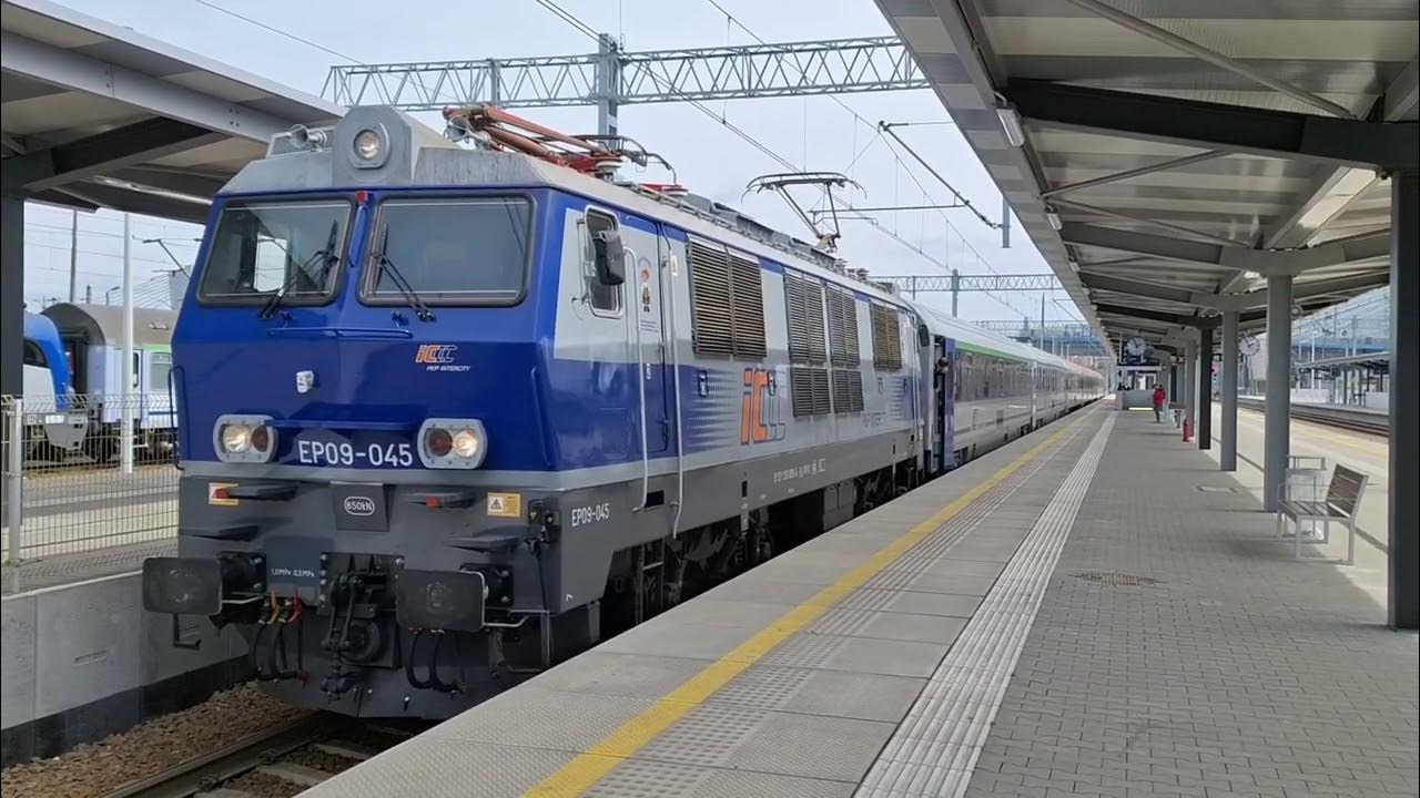 Express Do Kawy [#24] EC 105 "Porta Moravica" - EP09-045 - YouTube