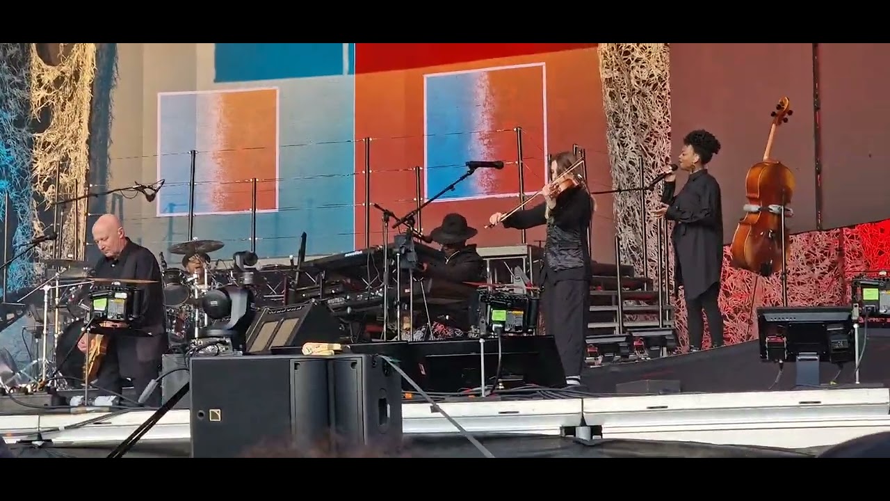 Peter Gabriel Bergen 2023. Dont give up - YouTube