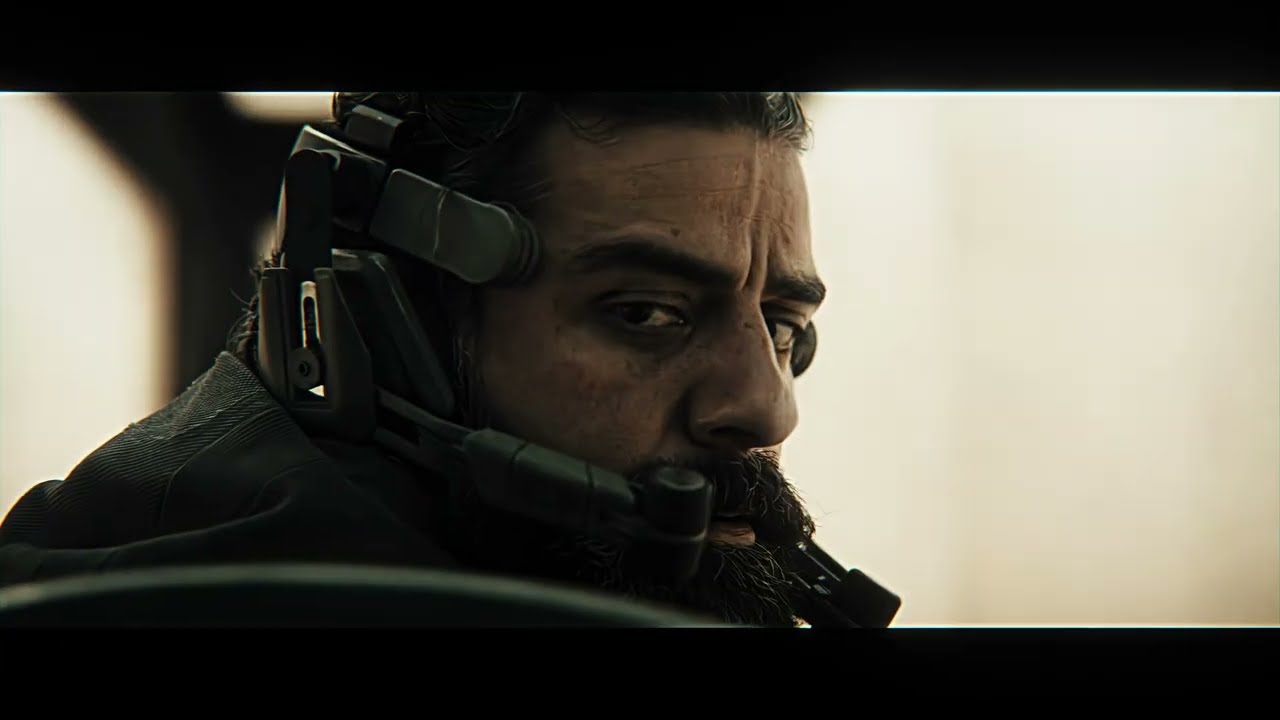 Dune Sandworm Attack: A Closer Look (4K) - YouTube