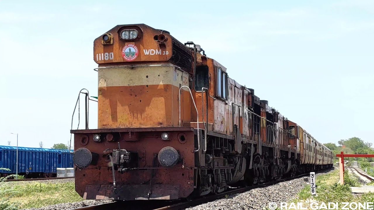 17064 Secunderabad - Manmad Ajanta Express | Moula Ali Twin WDM3D ...