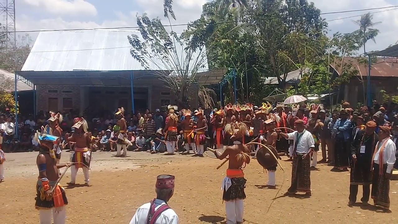 Kapal Tilong - YouTube