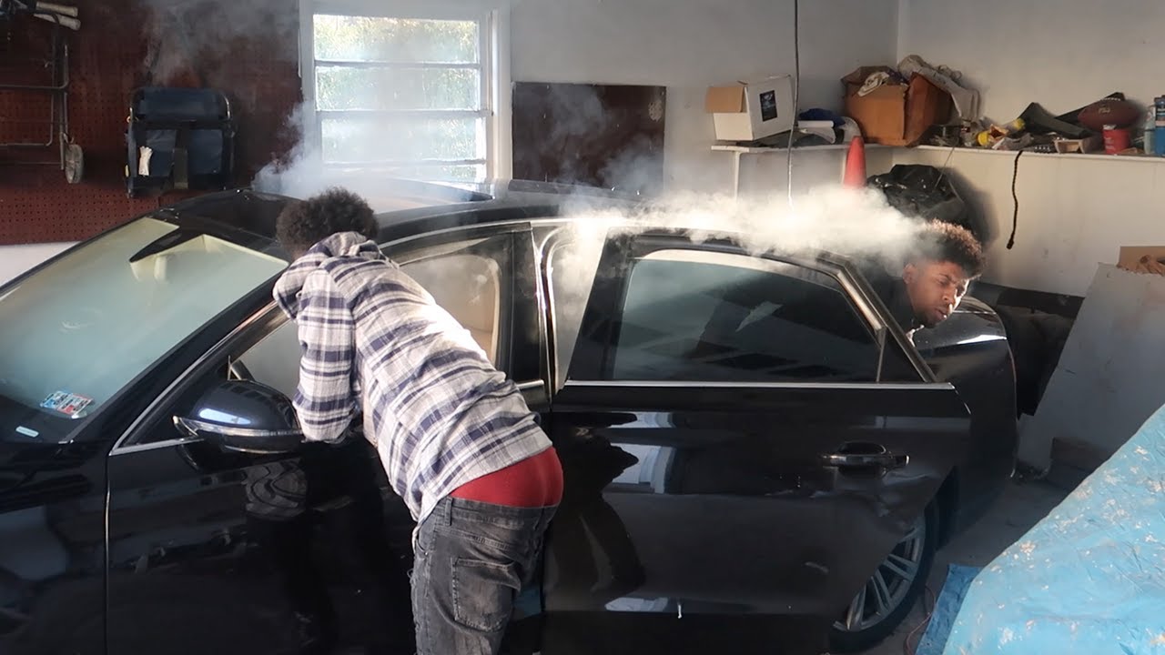 EXTREME Hotbox Smoke Session!! - YouTube