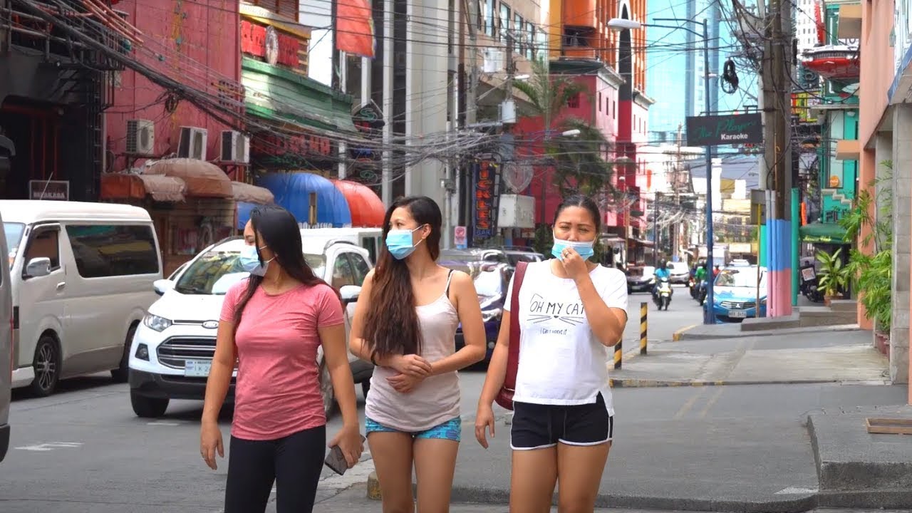 SHORT WALK ALONG CAMARIN RD CALOOCAN CITY PHILIPPINES - YouTube