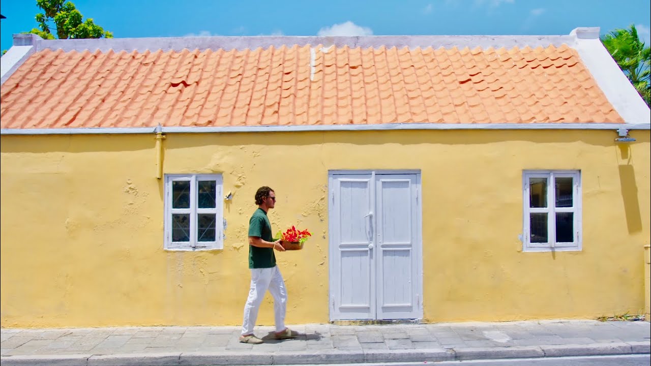 Sal The Kitchen Curacao - Brand Film - YouTube