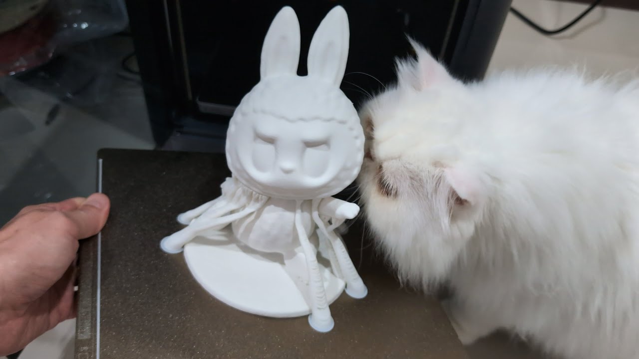 3D Printing Labubu Lazy Yoga Confident: Timelapse & Support Removal ...