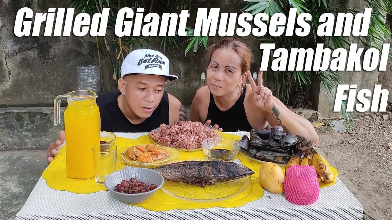 GRILLED GIANT MUSSEL AND TAMBAKOL FISH - YouTube