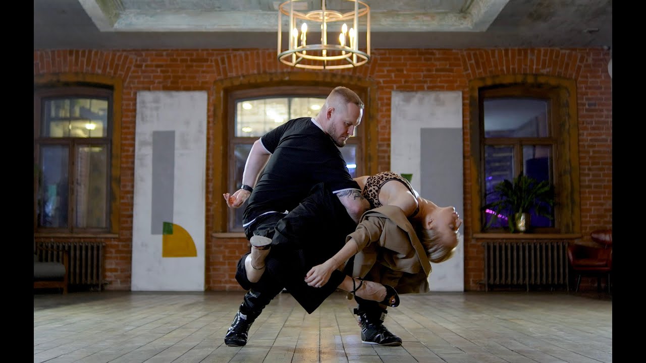 Pavel Sobiray and Aleksandra Anisimova. Street Tango Improvisation. Maxine Ashley — Wicked Games ...