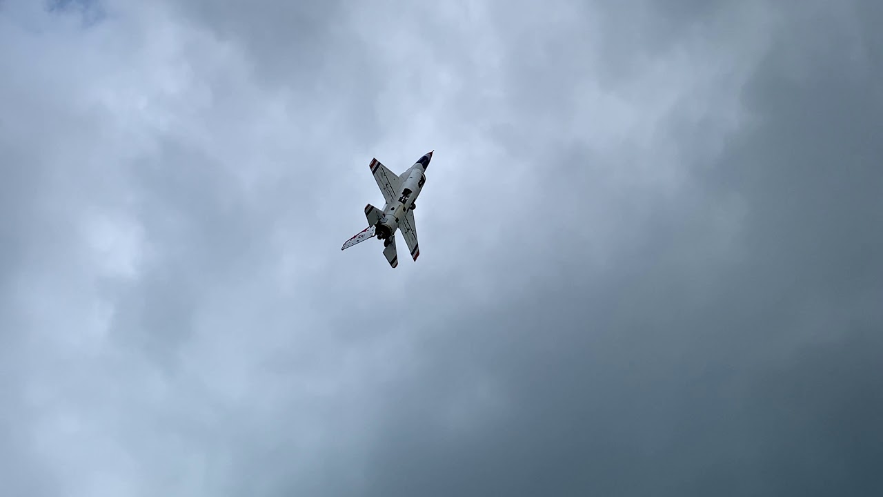 F16 Jet with Lambert T35 turbine and thrust vector. - YouTube