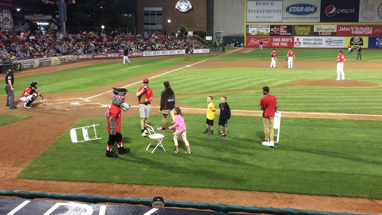 infamous baseball mascot gets angry and pushes then tackles 8 year old ...