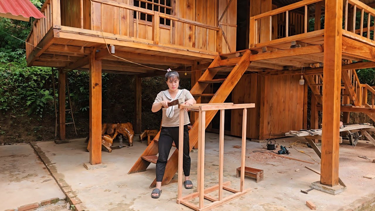 How to build a wooden house, assemble wooden bars to make a storage ...