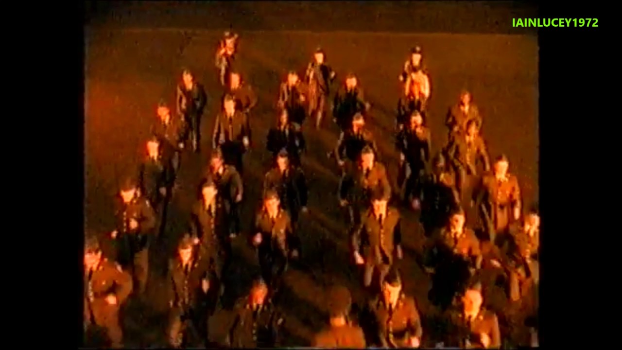 PONTINS HOLIDAY CLUB pontins holiday camps PONTINS ATMOSPHERE TV ADVERT ...