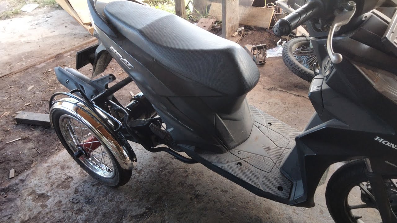 Review motor tiga roda Honda Beat - YouTube