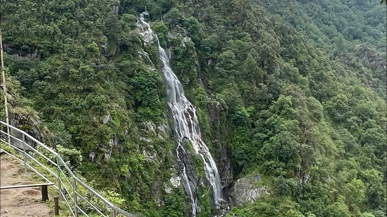 Amazing Tindhara waterfall #tindhara #waterfall #SuTa - YouTube