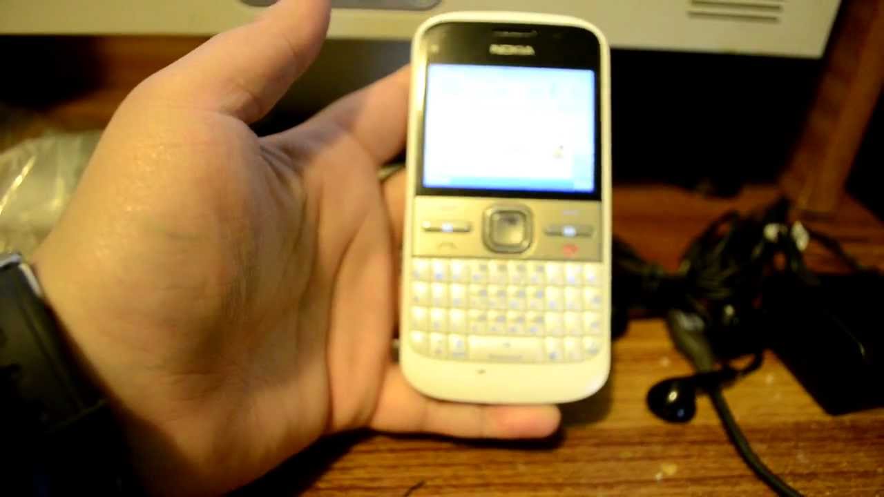 Nokia E5 White