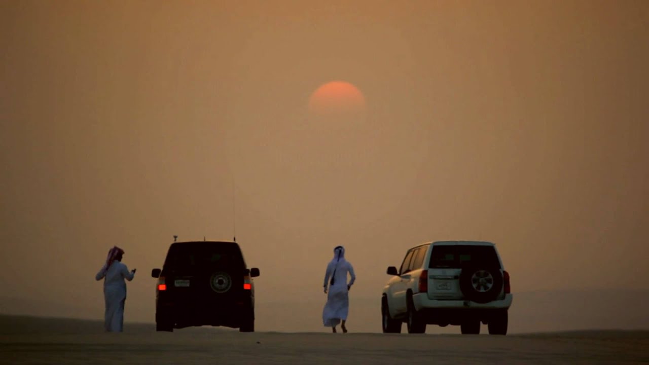 Sand-duning in Qatar تطعيس شباب قطر - YouTube