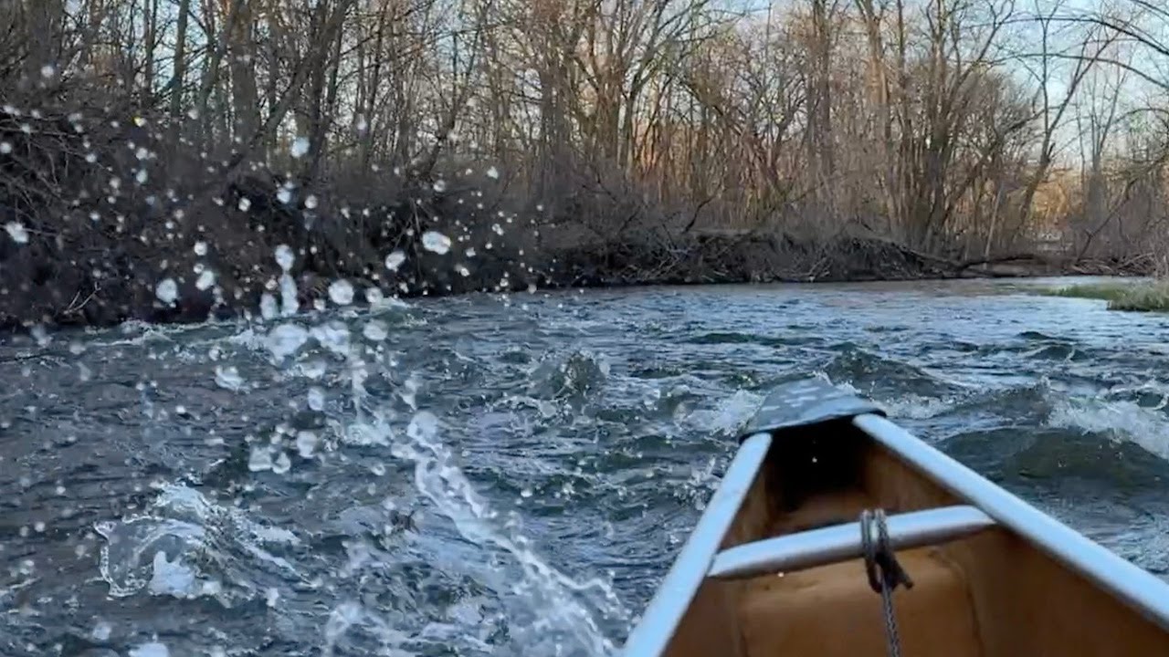 Paddling on the Apple River - YouTube