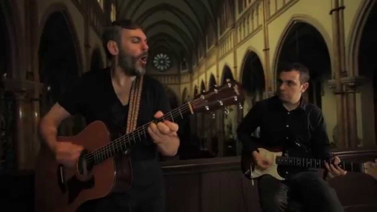 John Presnell - "Round & Round" (live) - YouTube