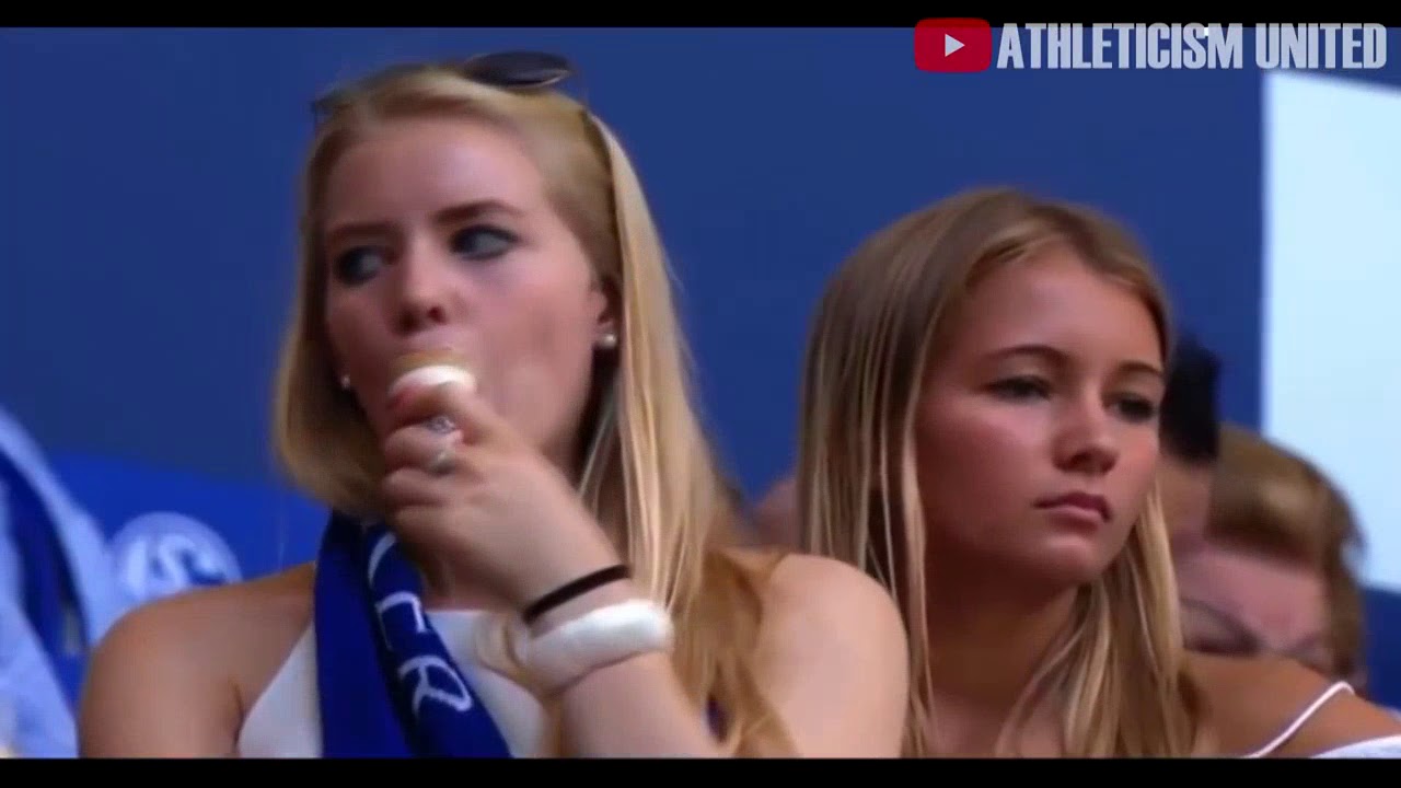 Most Beautiful Female Fans in Sports History - YouTube
