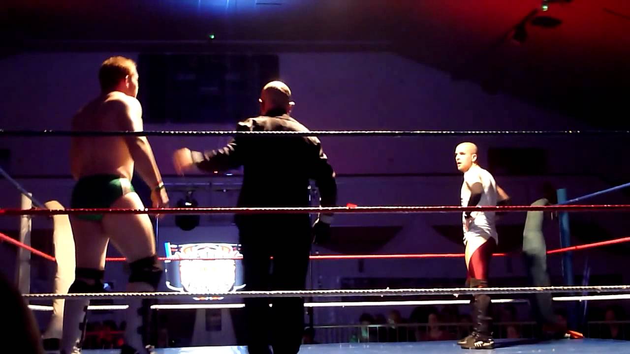 Ludovic Vaillant vs Brian Mc Carthy - YouTube