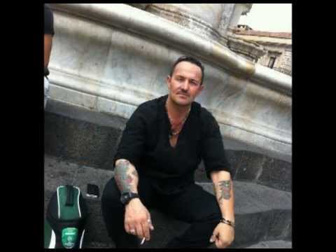 JIMMY CONTE BACKSTAGE " LA PICCIOTTA RIBELLE" - YouTube